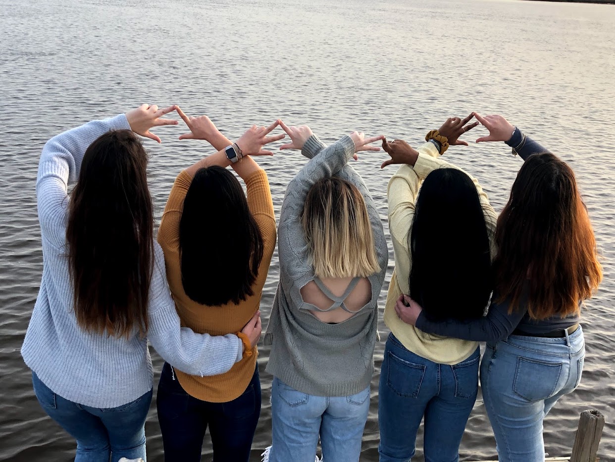 Sigma – lake hand sign – Alpha Omega Epsilon